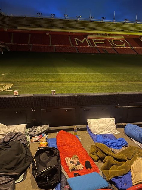 Mike Racz is fundraising for CEO Sleepout