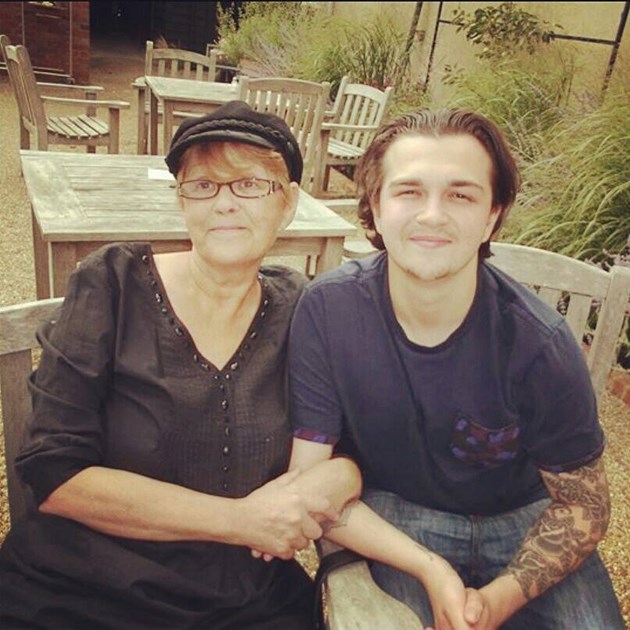 Jamie Deeks is fundraising for Cancer Research UK