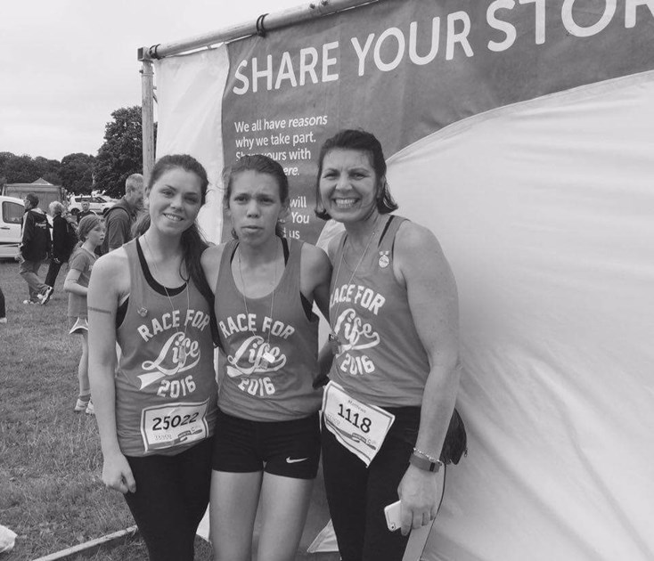 Denise Cooke is fundraising for Cancer Research UK