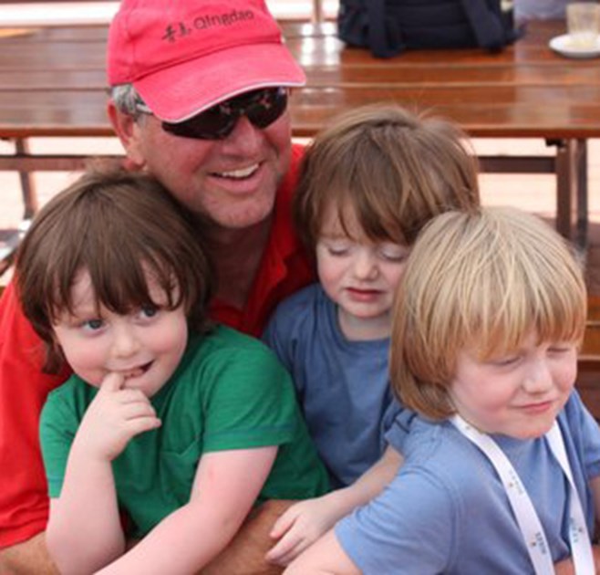 Sian Smith is fundraising for Helen & Douglas House