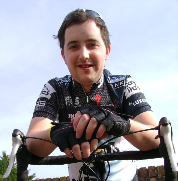 Carl Barrett is fundraising for Macmillan Cancer Support