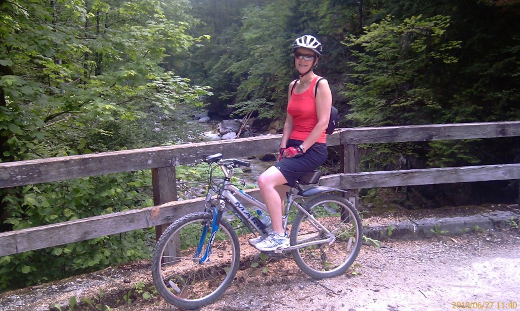 Helen Chatfield is fundraising for Teenage Cancer Trust