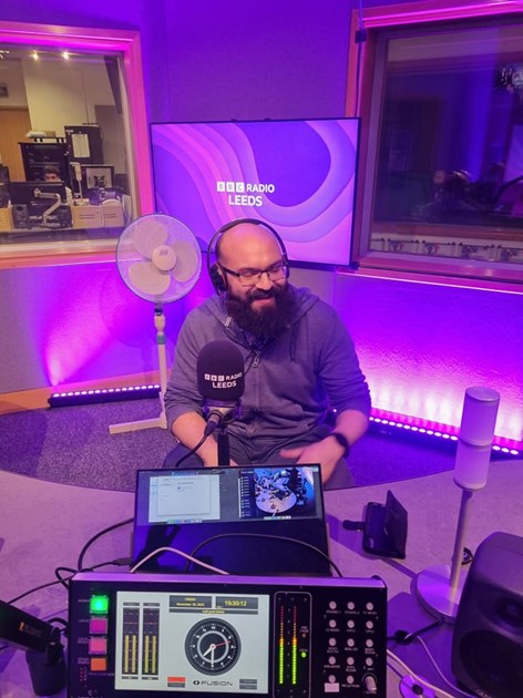 Adam Gargani is fundraising for Cancer Research UK