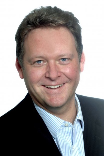 Ian Rowley is fundraising for University of Warwick