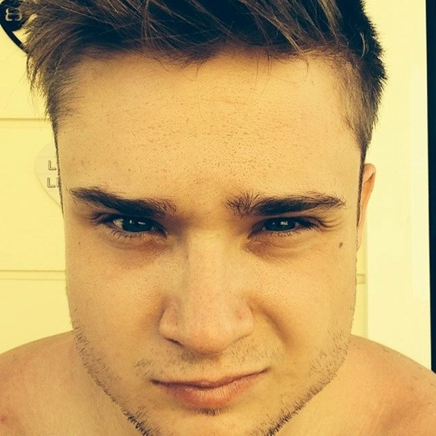 Jake Eldridge is fundraising for Challenges Worldwide