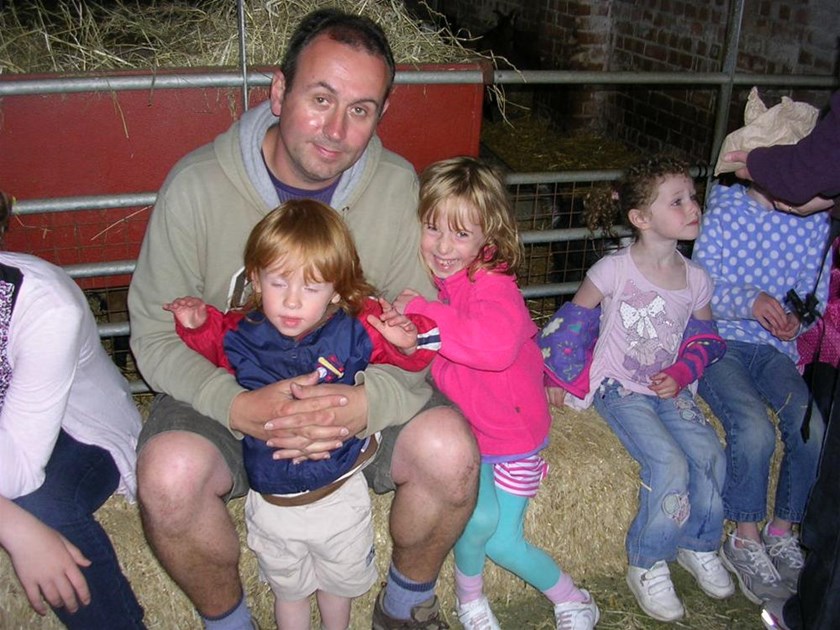 Paul Niblett is fundraising for Leeds Children's Charity at Lineham Farm