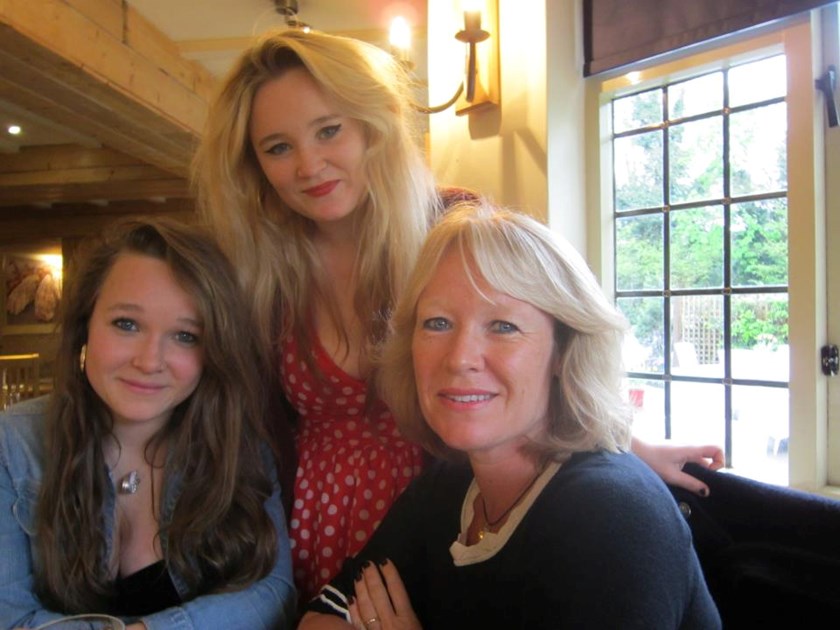 Louise Plummer is fundraising for Cancer Research UK