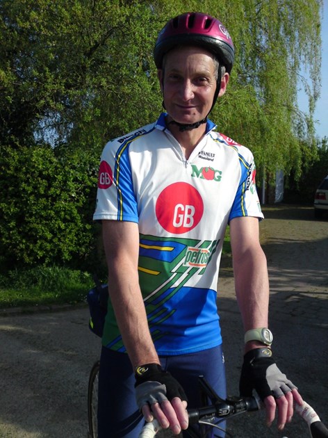 Peter Bates is fundraising for Cancer Research UK