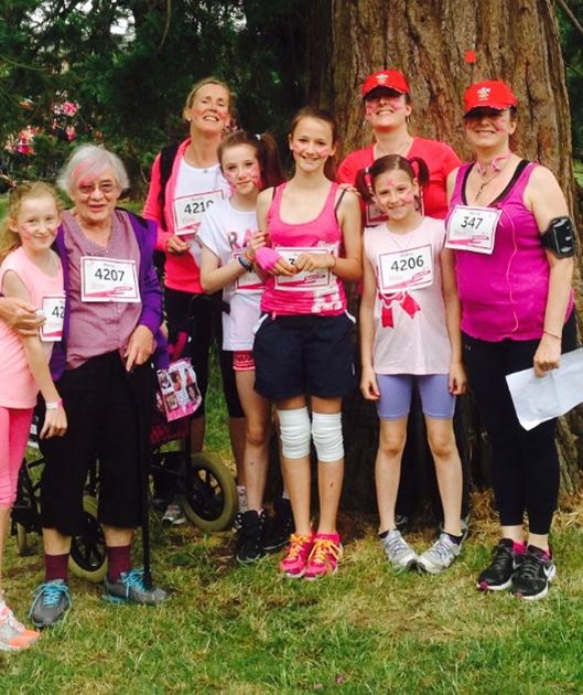 sian rees is fundraising for Cancer Research UK