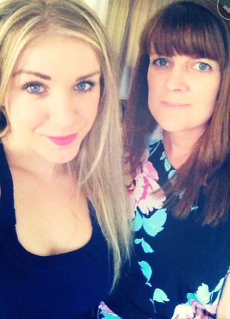 Amber Stratton is fundraising for Cancer Research UK