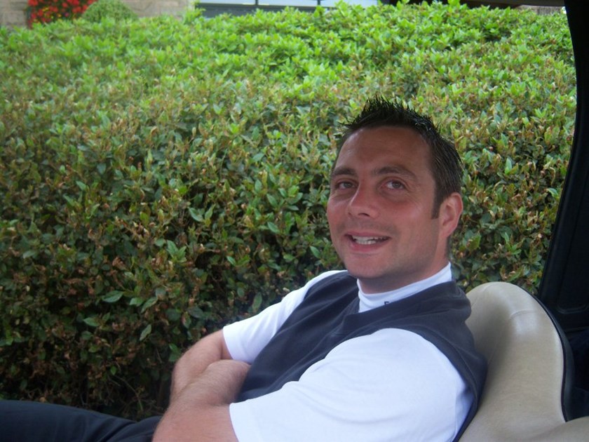 David Gore is fundraising for Macmillan Cancer Support