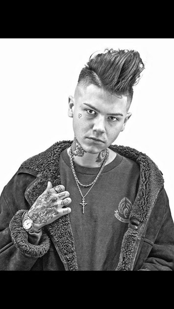 Lucy Kenward is fundraising for Mental Health UK