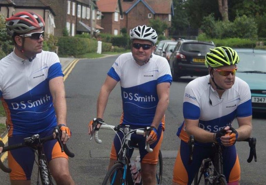 Mark Dewhurst is fundraising for Spinal Research