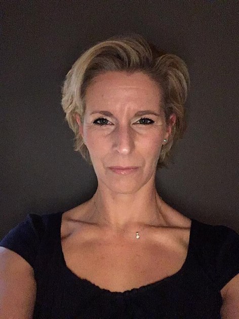 Sarah Warren Is Fundraising For Cancer Research Uk