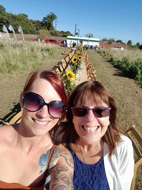 Suzanne Rowe is fundraising for Macmillan Cancer Support