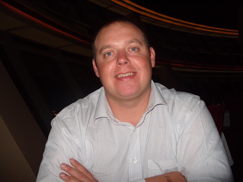 Simon Venn is fundraising for Help for Heroes