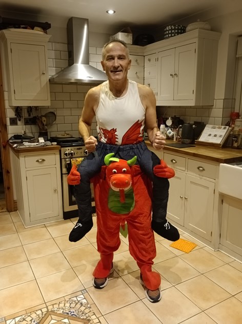 G Ellis is fundraising for Sir Gareth Edwards Cancer Charity