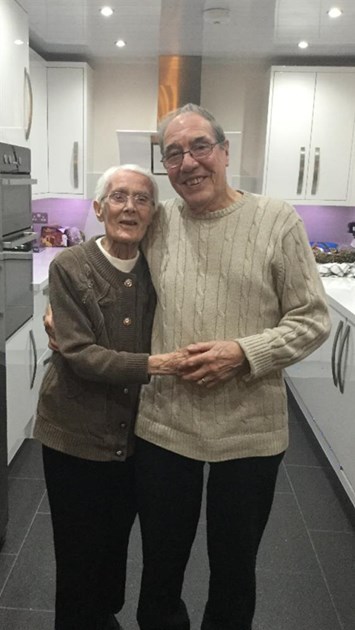 Lisa Jackman Was Nicholson is fundraising for Alzheimer's Society