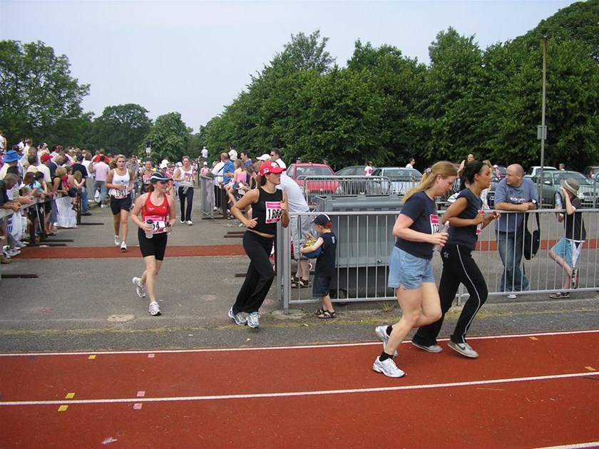 Julie Rothwell is fundraising for Cancer Research UK