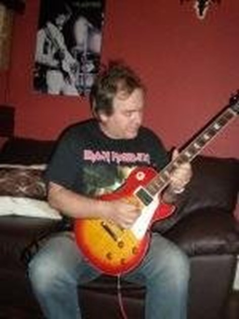 Derek Fraser is fundraising for Macmillan Cancer Support