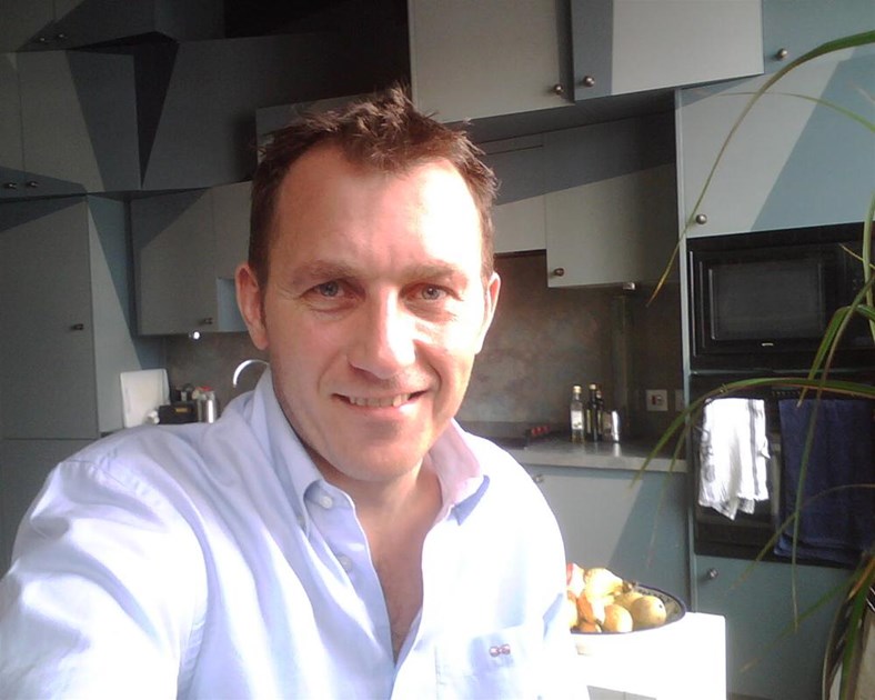 Simon Gibbons is fundraising for Shelter