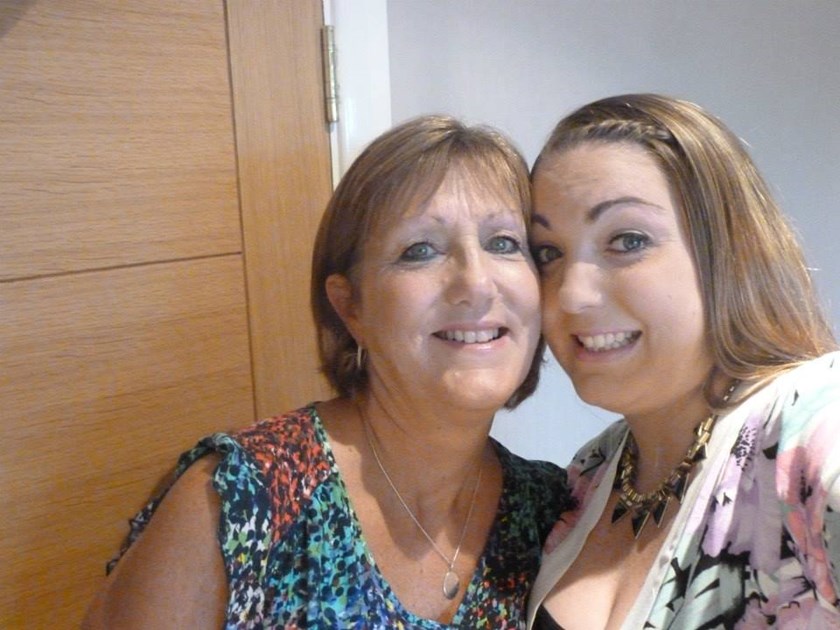 Rebecca Albrow is fundraising for Cancer Research UK