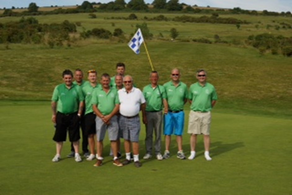 Mark Gully is fundraising for Macmillan Cancer Support