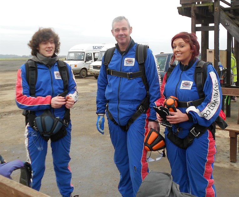 gary renton is fundraising for Macmillan Cancer Support