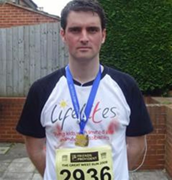 Matthew Hinchliffe is fundraising for Lifelites
