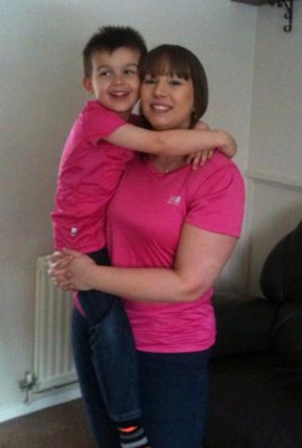 Hannah Ferris is fundraising for Cancer Research UK