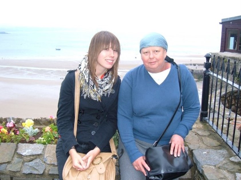 Julia Sumner is fundraising for Velindre Cancer Centre