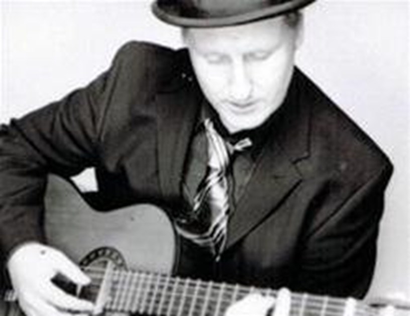 Jamie Redmond is fundraising for The British Red Cross Society