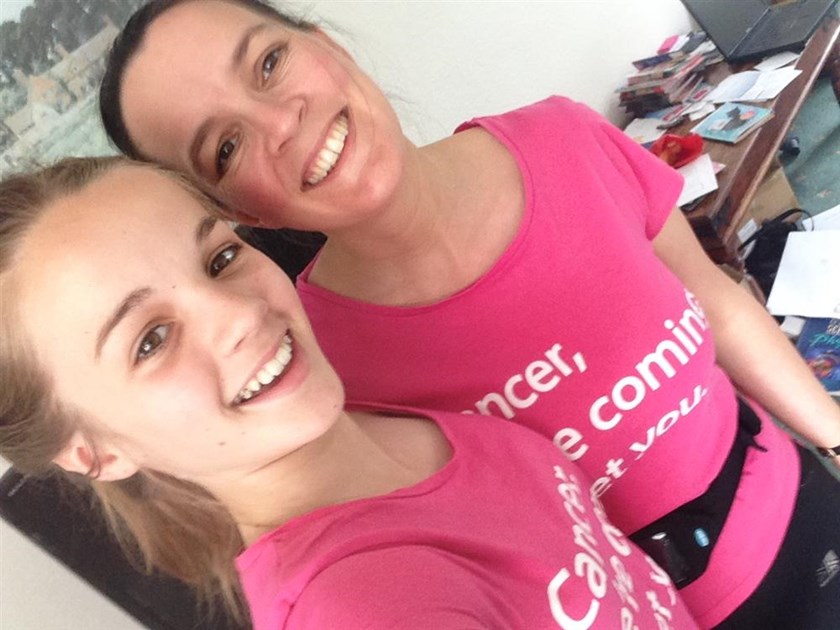 Rachel Lavender is fundraising for Cancer Research UK