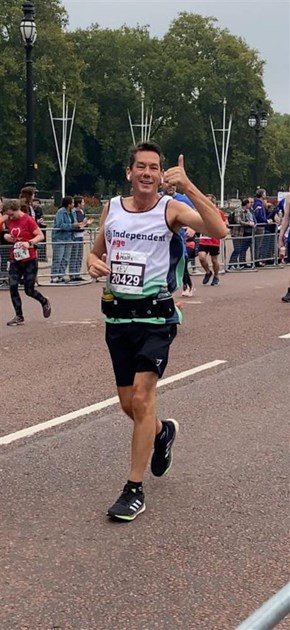 Kevin McSweeney is fundraising for Roy Castle Lung Cancer Foundation