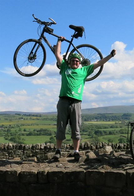 Andrew Ruffell is fundraising for Macmillan Cancer Support