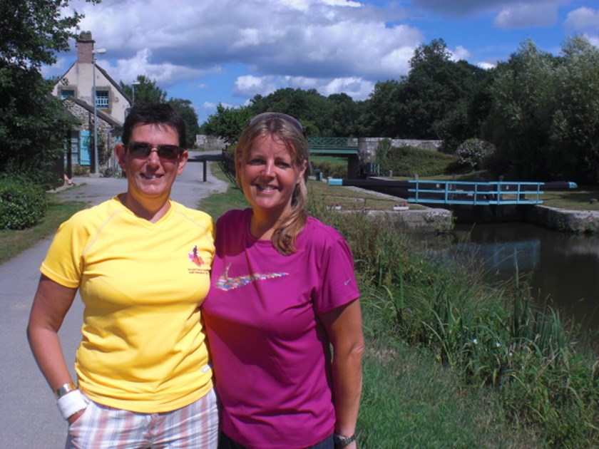 Rebecca Keating is fundraising for Cancer Research UK