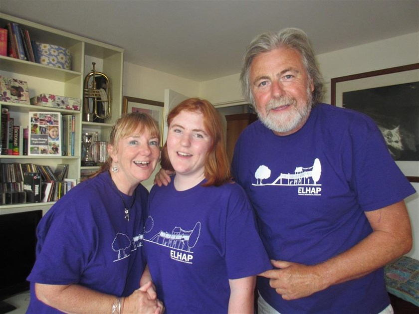 David Roberts is fundraising for Elhap