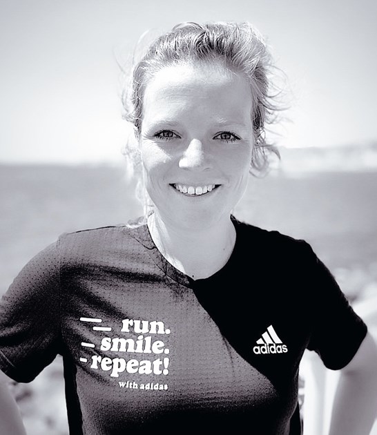 Samantha de Vries-Voß is fundraising for Aspire