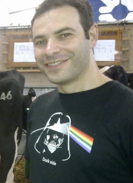 Tim Gordon is fundraising for Guide Dogs