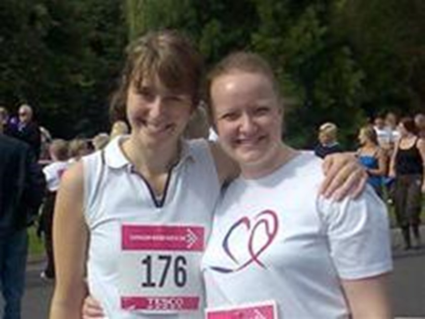 Tracy Ruff is fundraising for Cancer Research UK