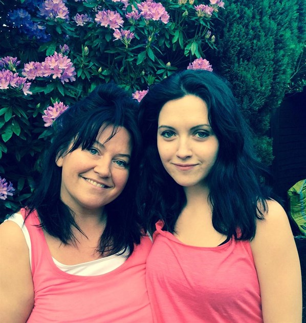 Debbie Cardwell is fundraising for Cancer Research UK