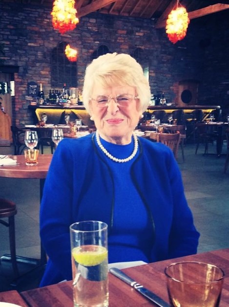 Lara Hooper is fundraising for Bowel Cancer UK