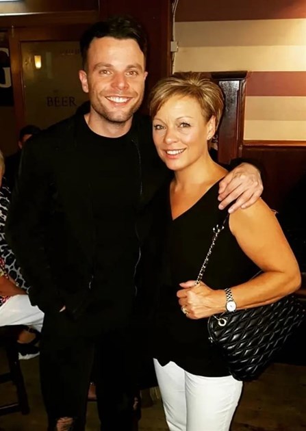 Ryan Cogan is fundraising for Macmillan Cancer Support