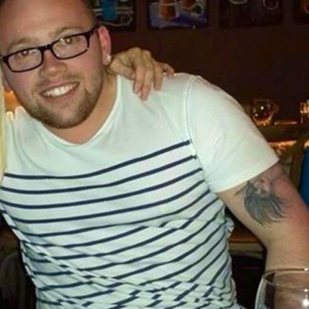 Simon Murphy is fundraising for Macmillan Cancer Support