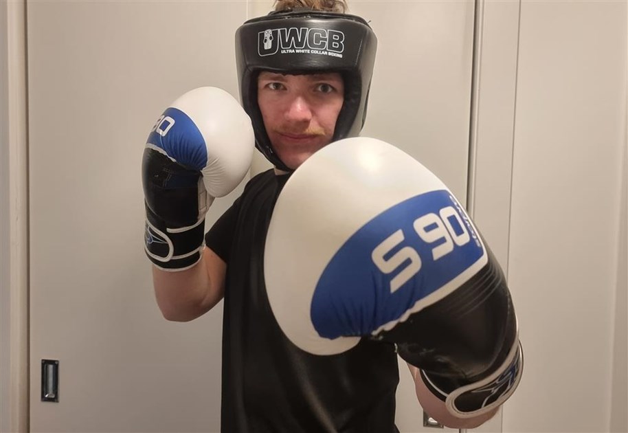 Stuart Boon is fundraising for Cancer Research UK