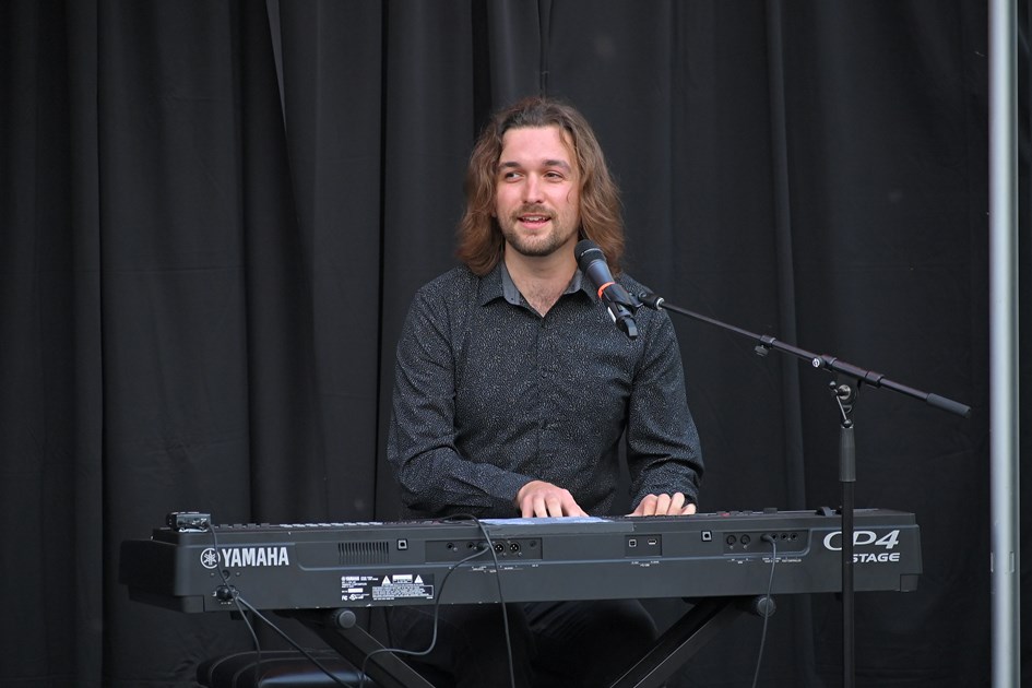 Christopher Molyneaux is fundraising for Bluewater Health Foundation