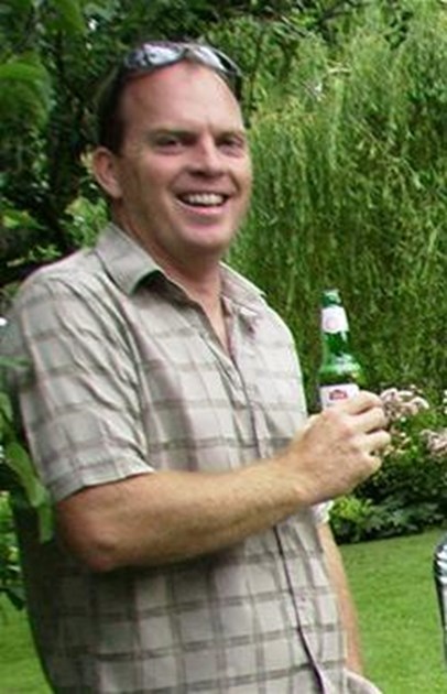 Stephen Winder is fundraising for Cancer Research UK