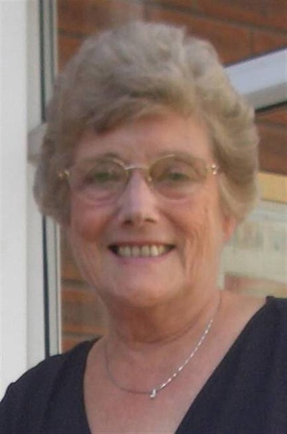 Helen Phillips is fundraising for Cancer Research UK