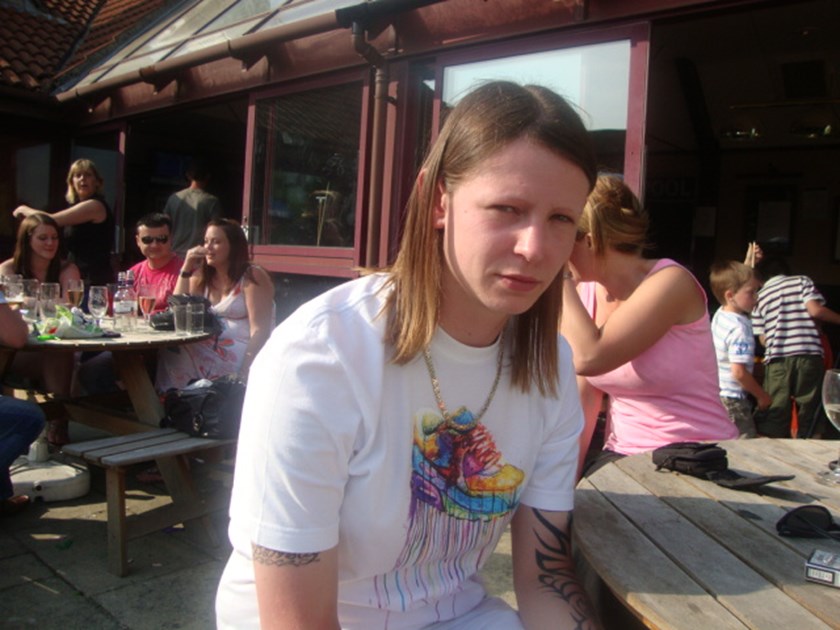 Sarah Bullard is fundraising for Cancer Research UK