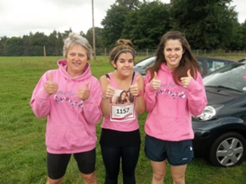 laura larkin is fundraising for Cancer Research UK